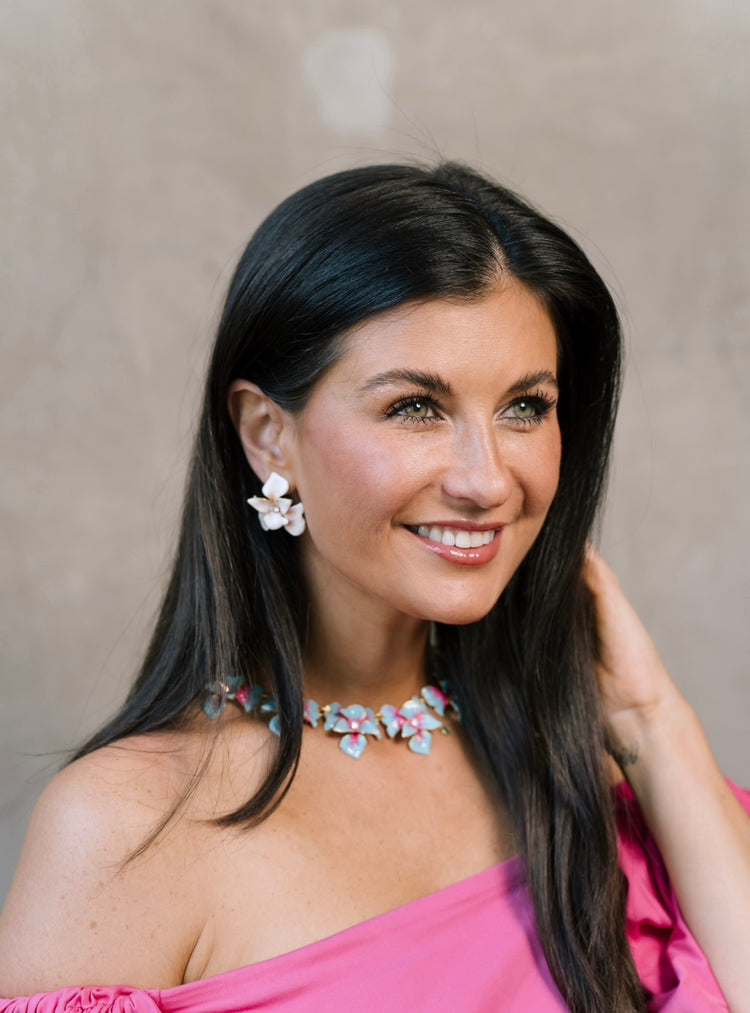 The Pink Reef White with Pale Pink Orchid